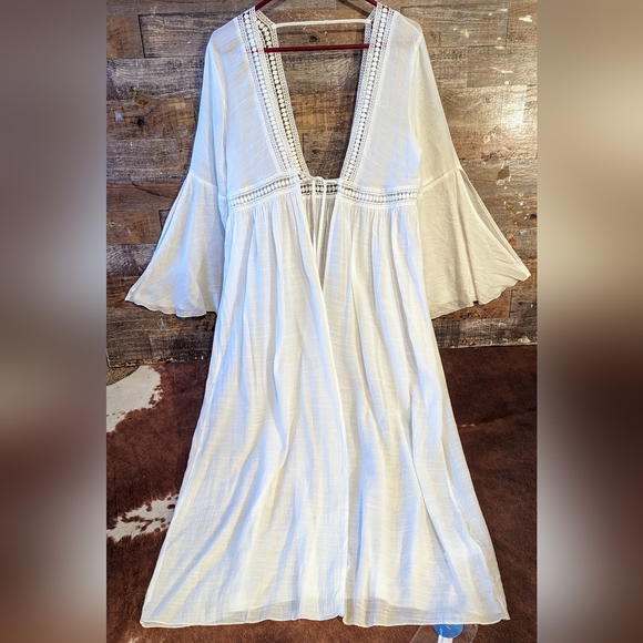 Cupshe | Tops | Nwt White With Crochet Sheer Cardigan Kimono With Ties ...